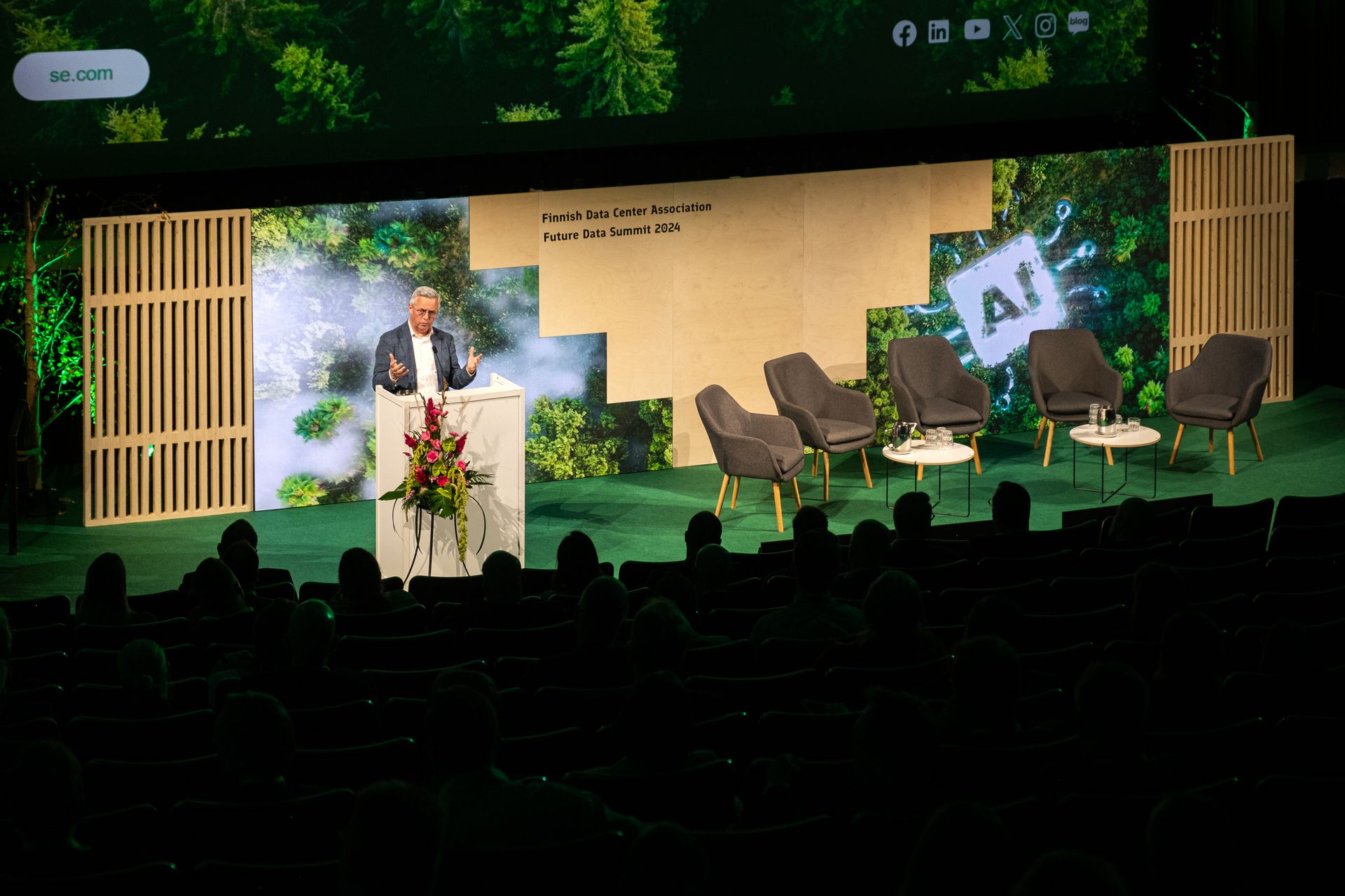 Program | Future Data Summit